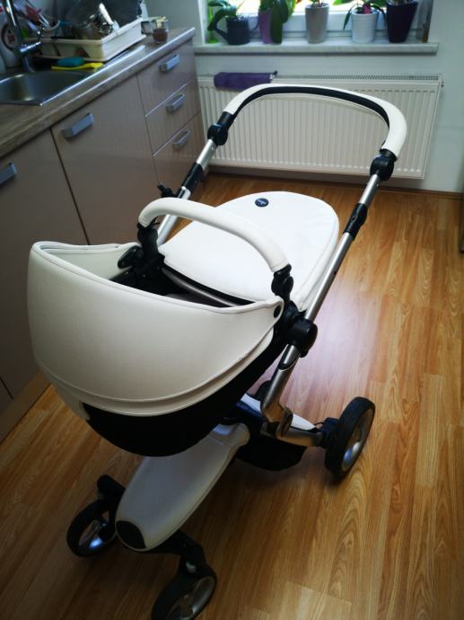 Mima Xari Snow White+ Maxi Cosi pebble lupinica