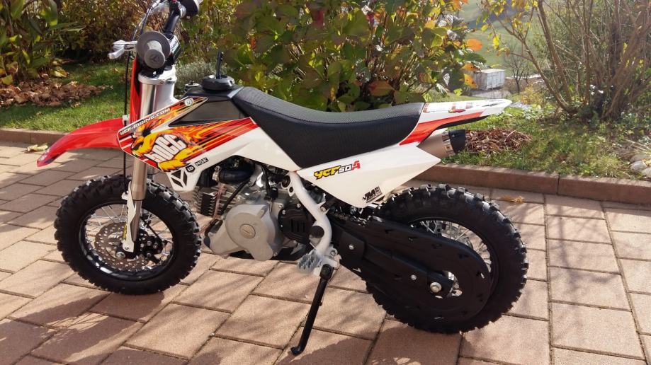 YCF 50A 50 cm3, 2017 l.