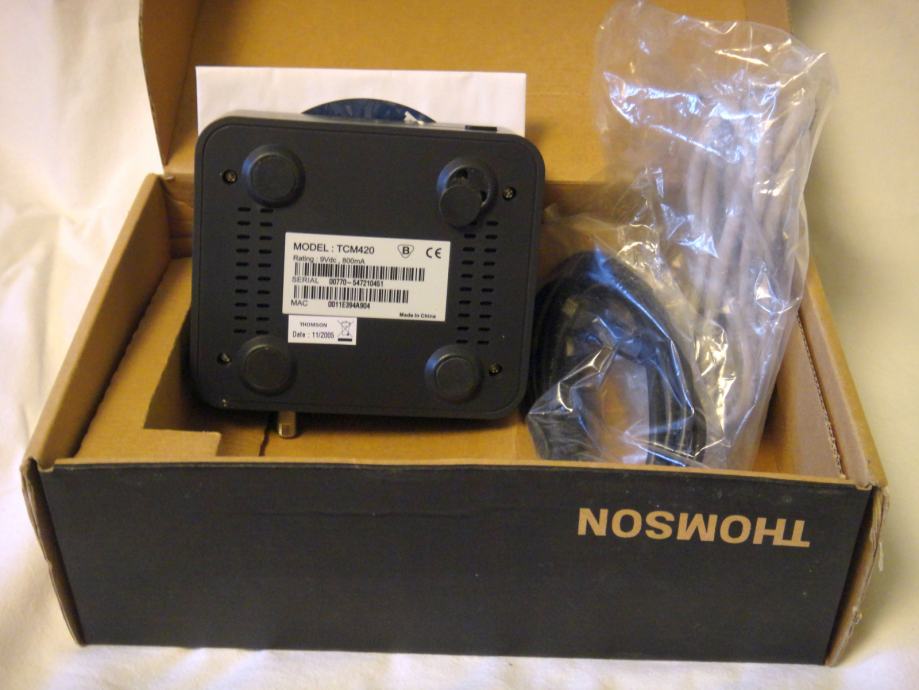 LaZooRo: Kabelski modem Thomson TCM420