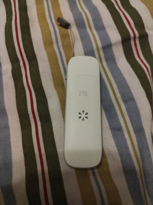 Usb modem ZTE mf831