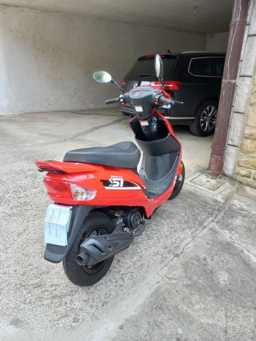Druge znamke LONGJIA Roma 25 cm3, 2022 l.