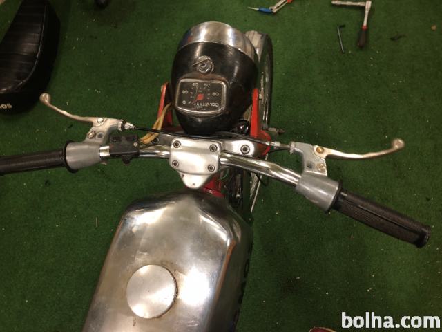 prodam tomos colibri 15 predhodnik tomos 15 sl po delih, 1971 l.