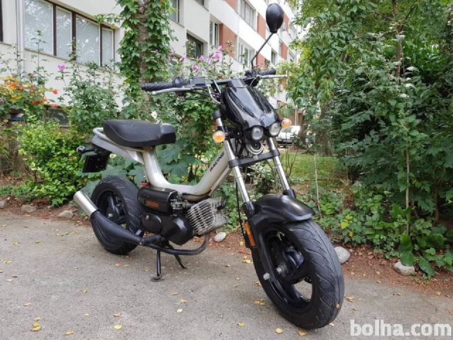 Tomos 49 cm3, 2000 l.