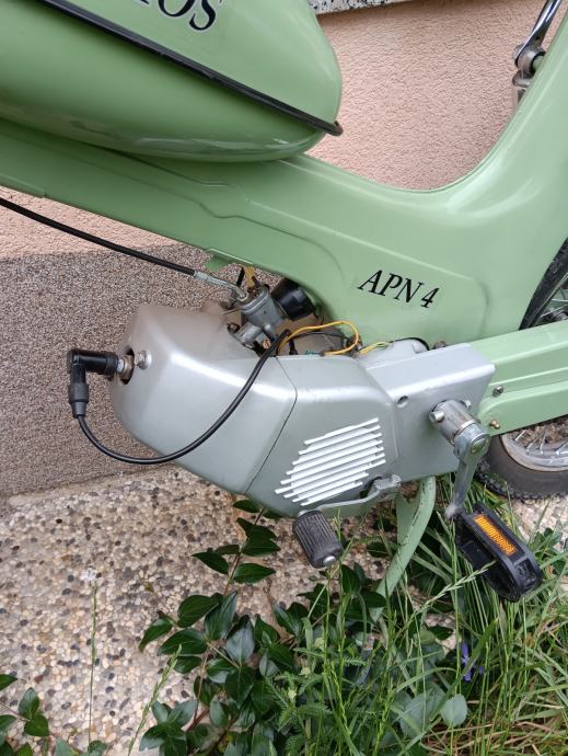 Tomos APN 4 49 cm3, 1975 l.