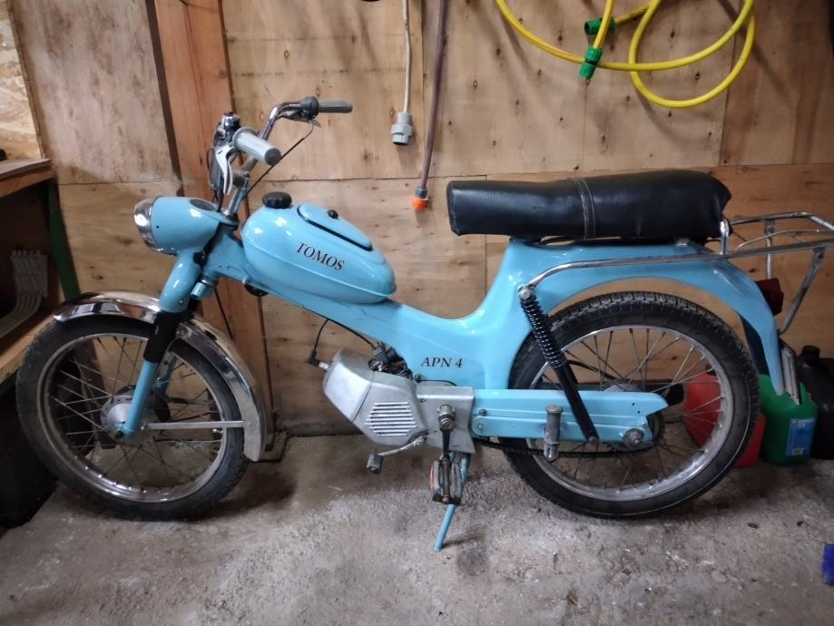 Tomos APN 4 50 cm3, 1976 l.