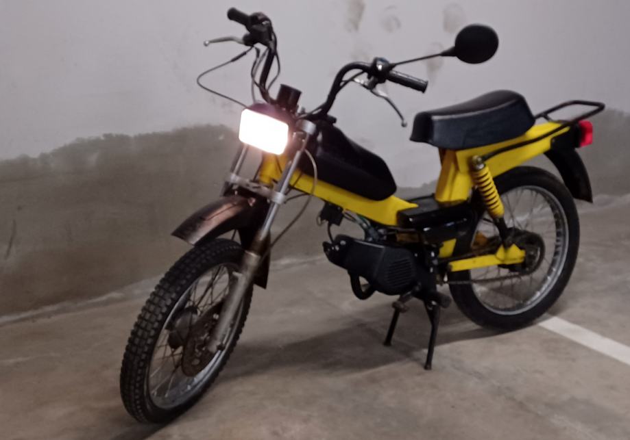 Tomos APN 49 cm3, 2000 l.