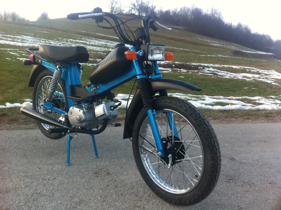 Tomos Apn 6 u bistvu nov z trpežno sivo mašino in garancijo, 1990 l.