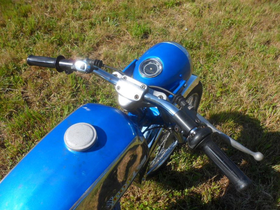 Tomos Colibri 15/sl letnik 78,vozen in že nov krom prodam in dele, 1978 l.