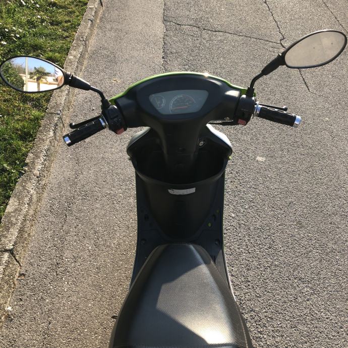 Yiying Motor Star 49 cm3, 2006 l.