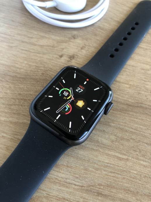 Apple Watch 4 40mm Space Gray