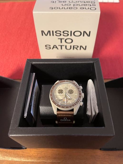 OMEGA X Swatch - MOONSWATCH - Mission to Saturn
