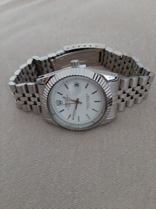 Rolex ura / Primerna za oba spola