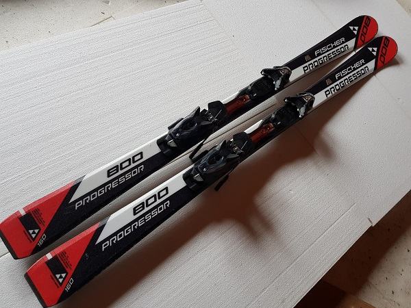 Smuče Fischer Progressor 800