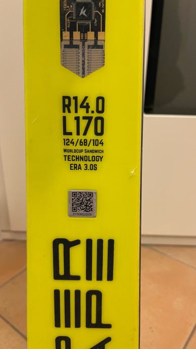 Smuči Head Super Shape iSpeed