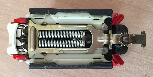 Vezi Tyrolia 490