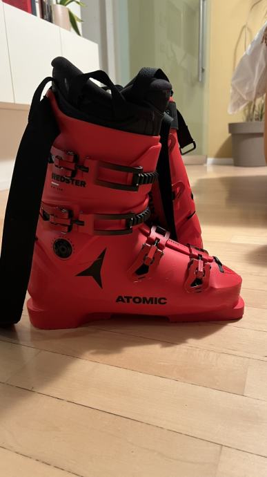 Smučarski čevlji Atomic redster cs 110, malo rabljeni (1 sezona)