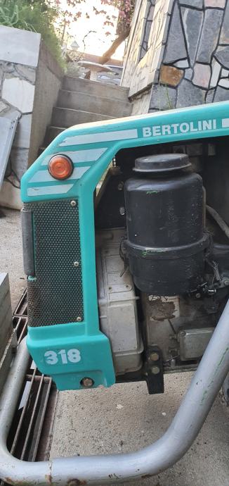 motokultivator Bertolini 318 s priključki