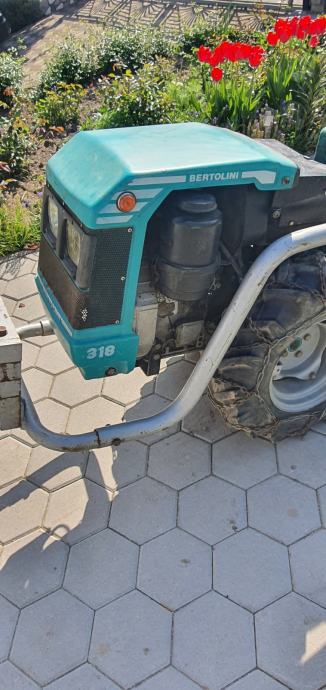 motokultivator Bertolini 318 s priključki