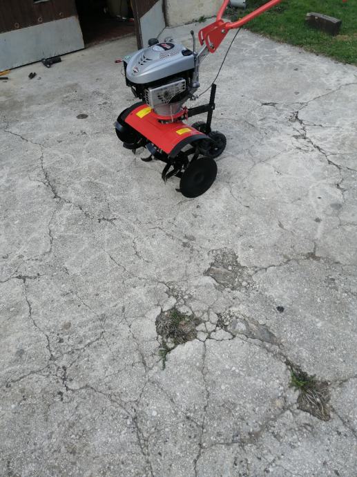 Prekopalnik Marko 102