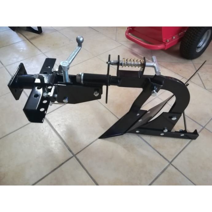 Priključek Oralni enosmerni plug za Motokultivator NTS MF400