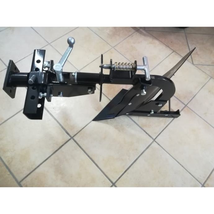 Priključek Oralni enosmerni plug za Motokultivator NTS MF400