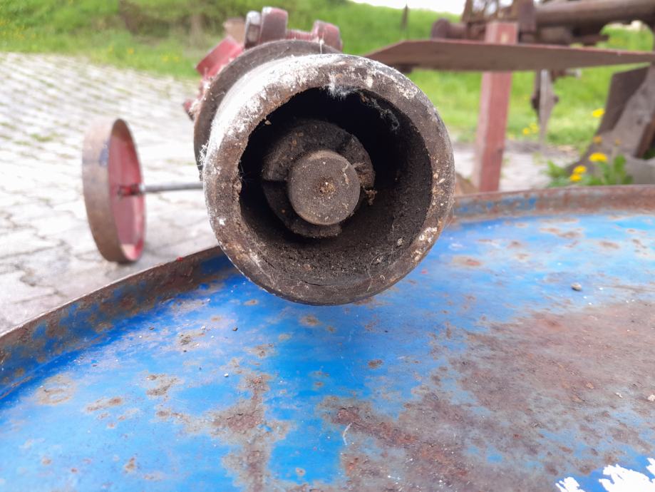 ROTACIJSKI PREKOPALNIK/PLUG za motokultivator okrogli priklop