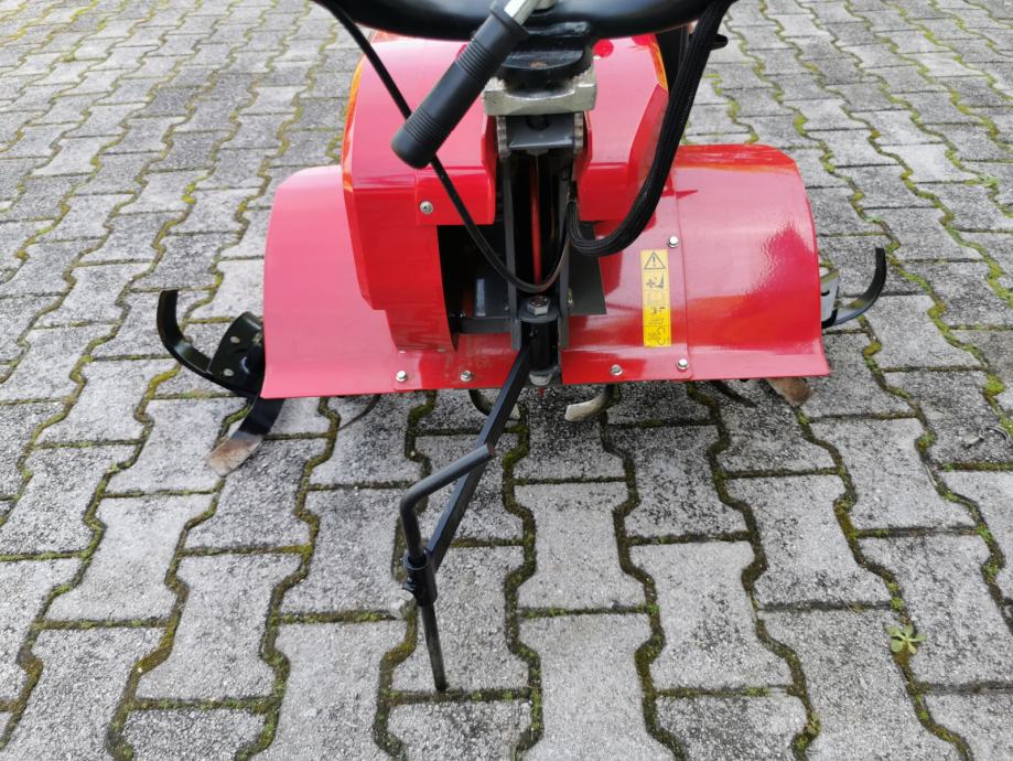 Vrtna freza, prekopalnik HONDA FG 315 - KOT NOV