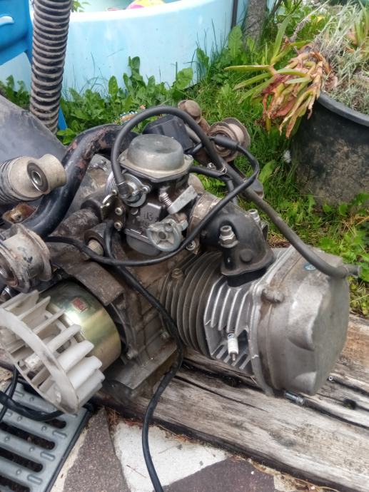 125 gy6 motor za skuter