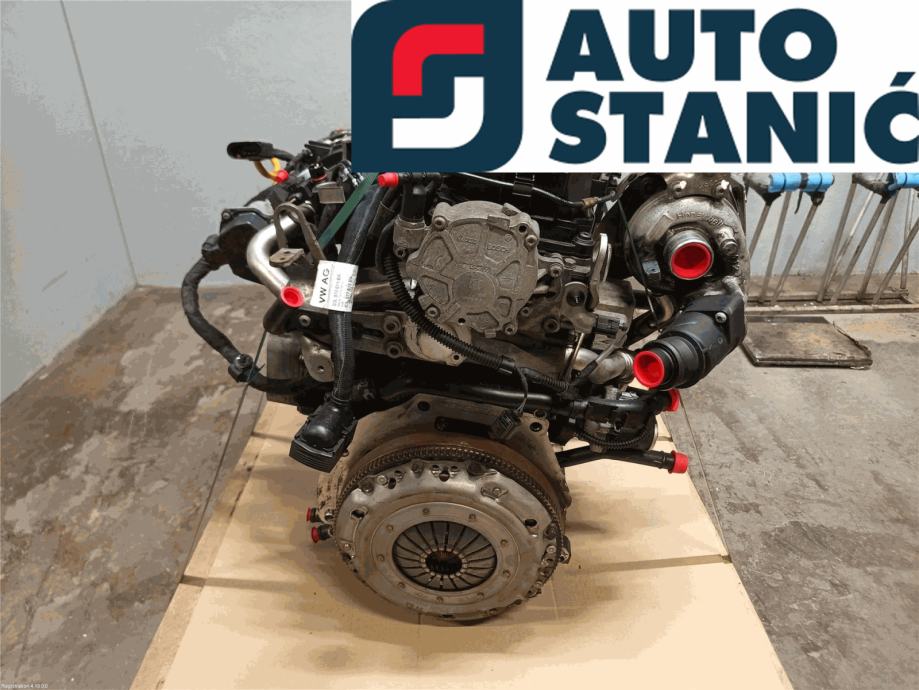 Motor VW CADDY (CAYE) | OEM: 03L100090P