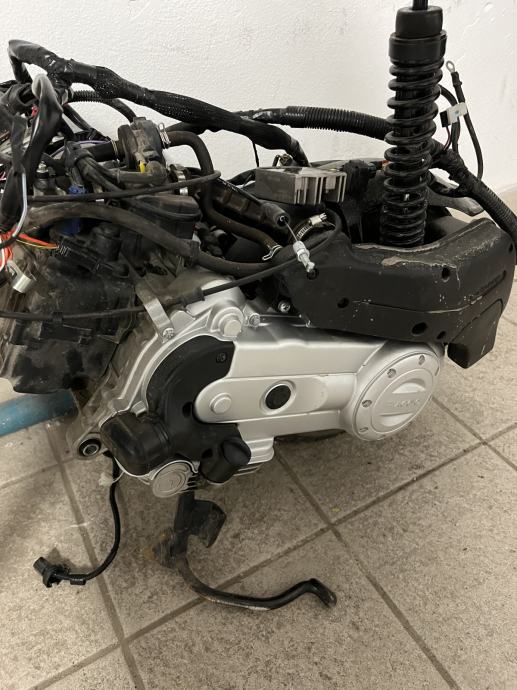 Mašina / agregat - 50cc piaggio zip 3v (iget)