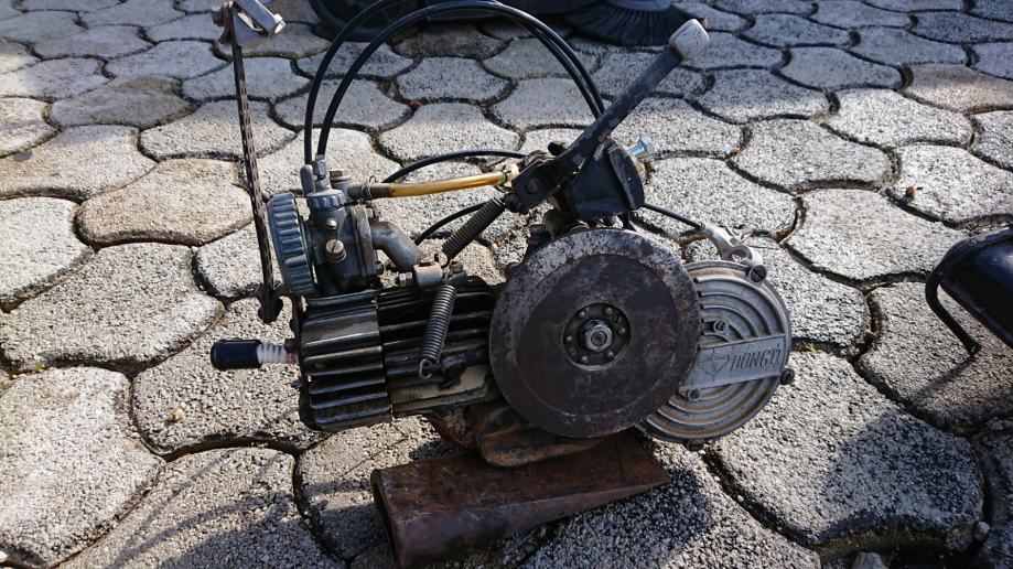 Pogon in rezervoar DONGO za kolo z motorjem