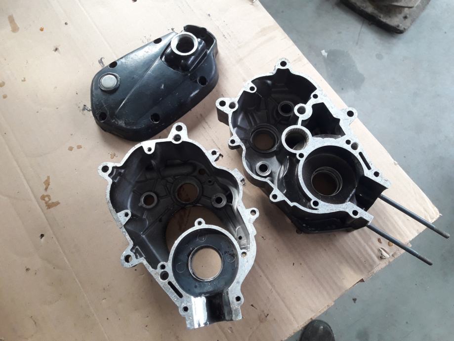 Tomos apn4 apn6 alpino bt atx 14m 15slc 14tl bloki blok motorja ohišje