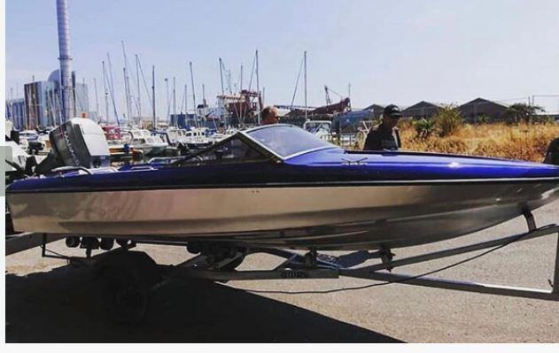 Gliser Fletcher speed boat