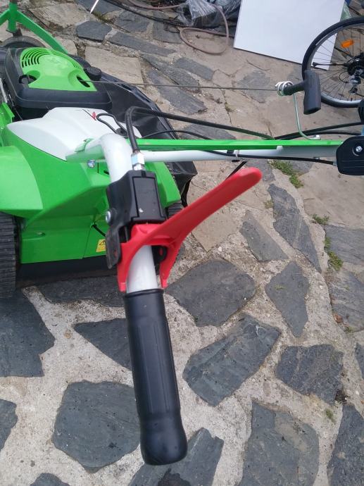 Kosilnica VIKING MB6 RH kot novo