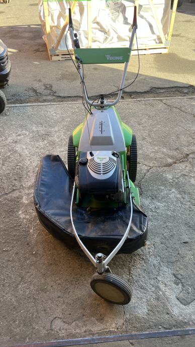 Kosilnica za visoko travo Viking MB 6 RH Briggs 675 5,5 KM J1940 53 cm