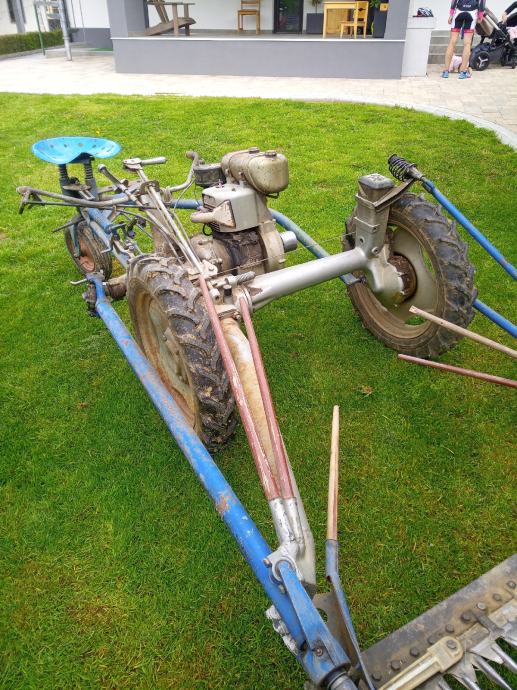 Prodam Bcs kosilnico širine 127 cm z vozičkom