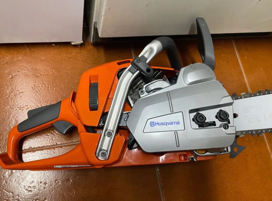 Motorna žaga Husqvarna 550 XP