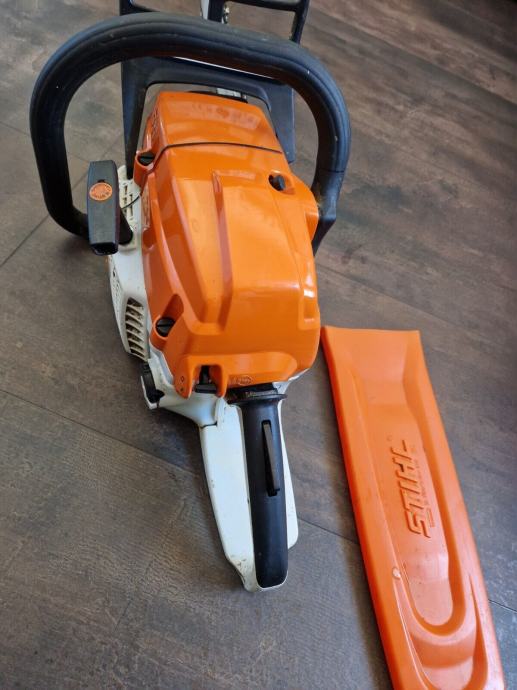 Stihl MS 261 C-M motorna žaga