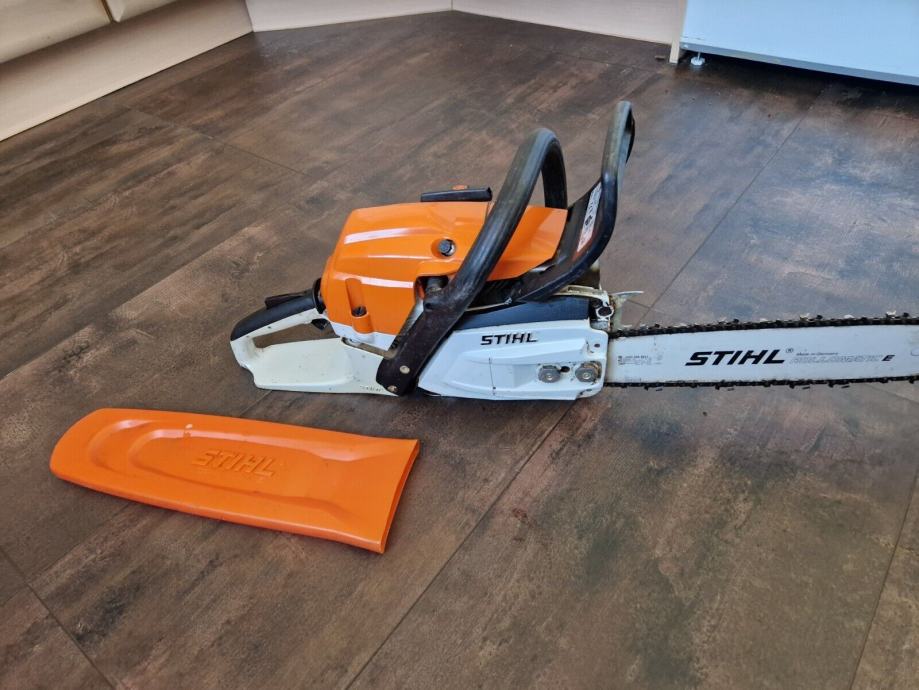 Stihl MS 261 C-M motorna žaga