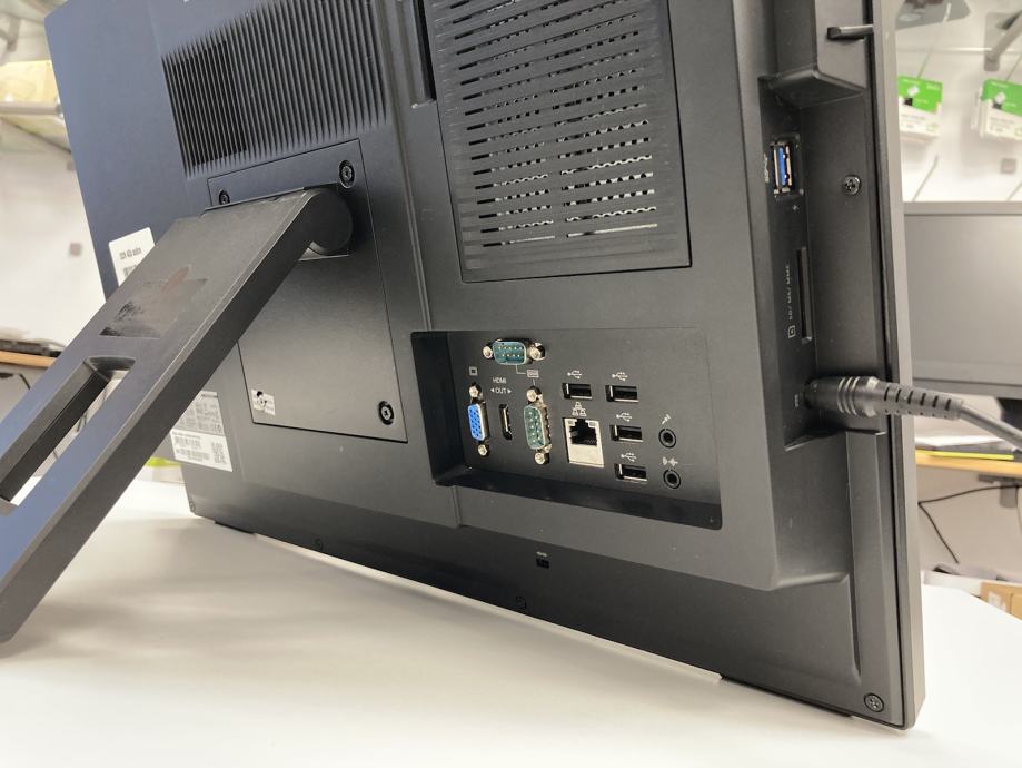 Računalnik AIO MSI aa75 i3 intel davčna blagajna touch ekran