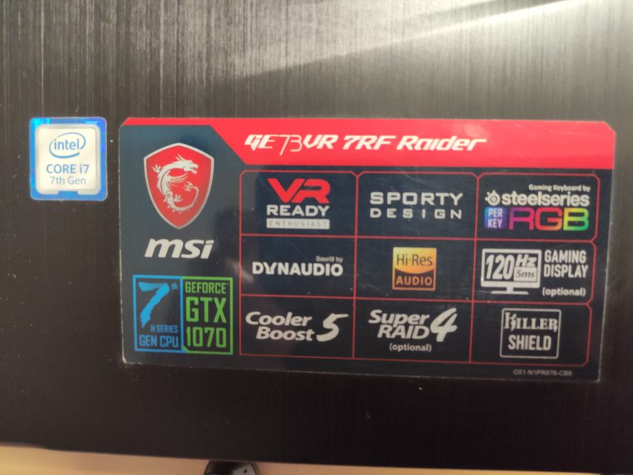 MSI Raider/17 inch/i7-7700/1TB HDD/256SSD/16GB RAM/GeForce 1070 8 GB/