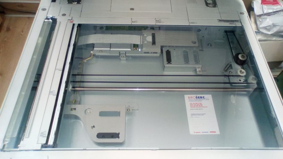 Canon iR2022i kopirni stroj
