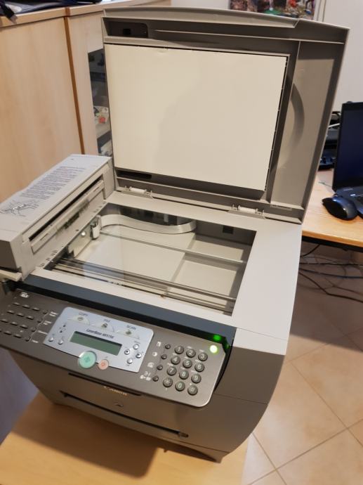 Laserska multifunkcijska naprava Canon LaserBase MF5750