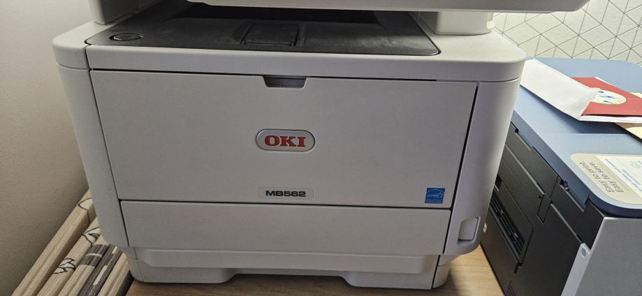 Multifunkcijska naprava - OKI MB562