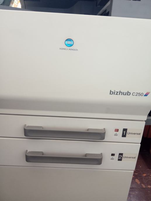 MULTIFUNKCIJSKI LASERSKI TISKALNIK KONICA MINOLTA BIZHUB C250