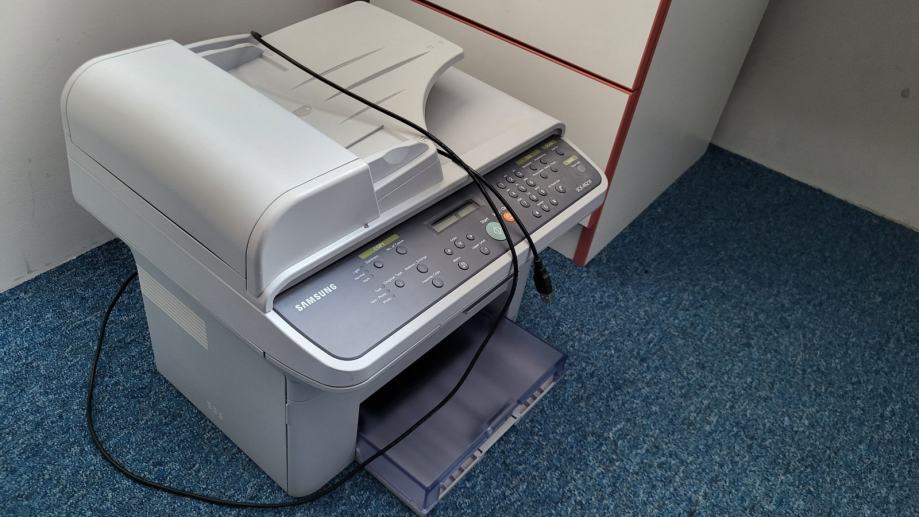 Multifunkcijski tiskalnik Samsung SCX-4521F