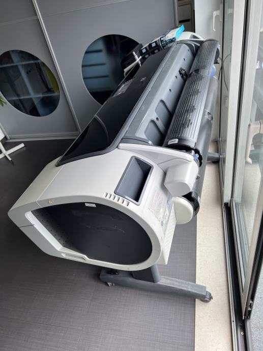 Tiskalnik/ploter HP Designjet T1200