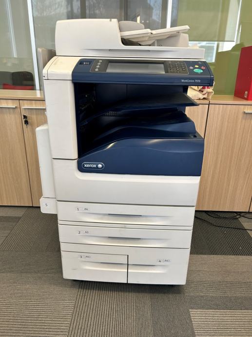 Xerox 7535 tiskalnik - odlično ohranjen, pisarniška uporaba
