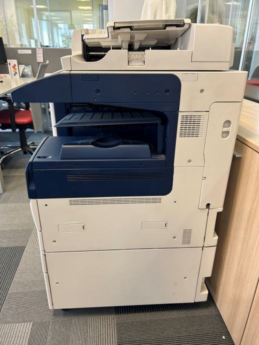 Xerox 7535 tiskalnik - odlično ohranjen, pisarniška uporaba