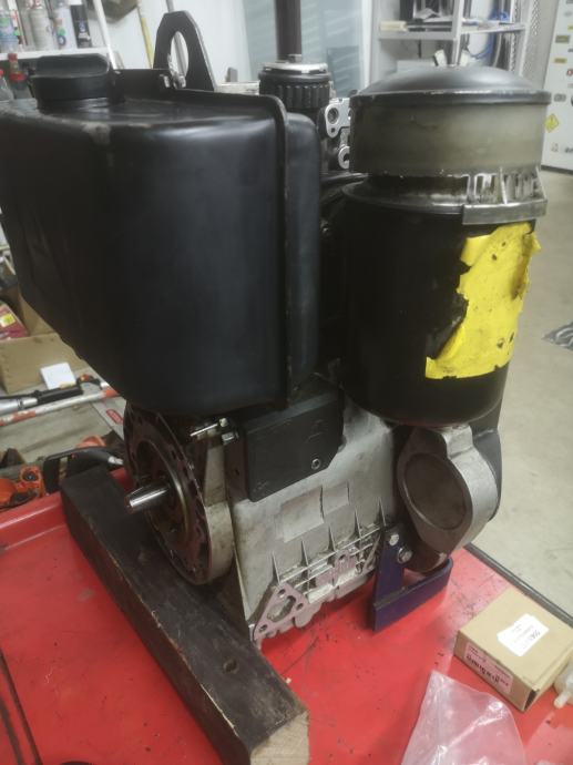 Acme diesel motor